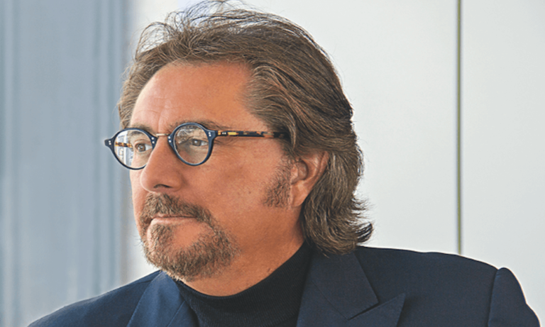 Top 20 Customer Experience Keynote Speakers ([20XX])